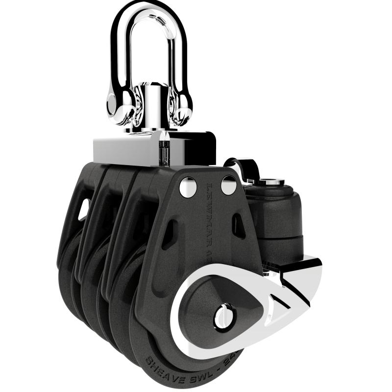 Lewmar 30 mm Control Triple Block with Cleat 29901328bk j160224